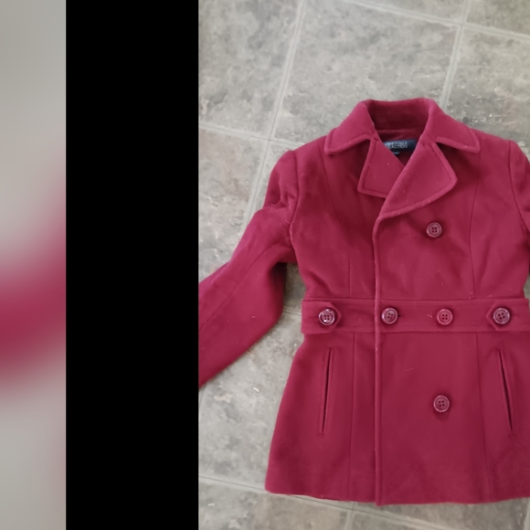 Kenneth Cole Reaction | Jackets & Coats | Euc Stunning Maroon Wool Coat ...